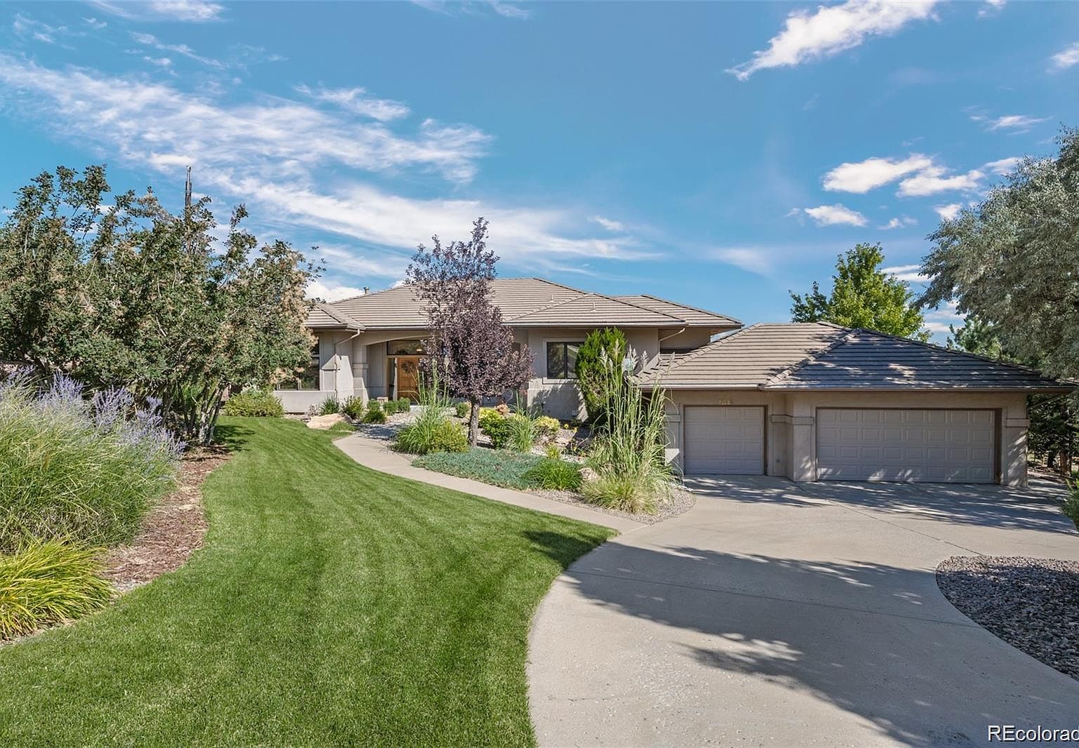 10985 Ambush Rock, Littleton, CO 80125 | Zillow