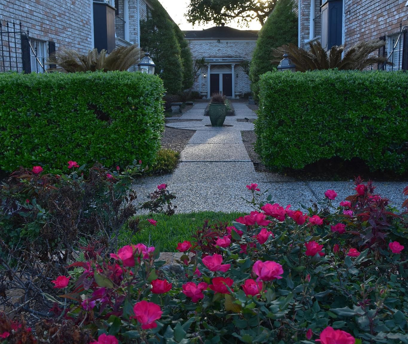 7900 Westheimer Rd APT 220, Houston, TX 77063 | Zillow