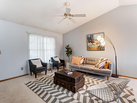 565 Sharar Field Dr, Blacklick, OH 43004 | Zillow