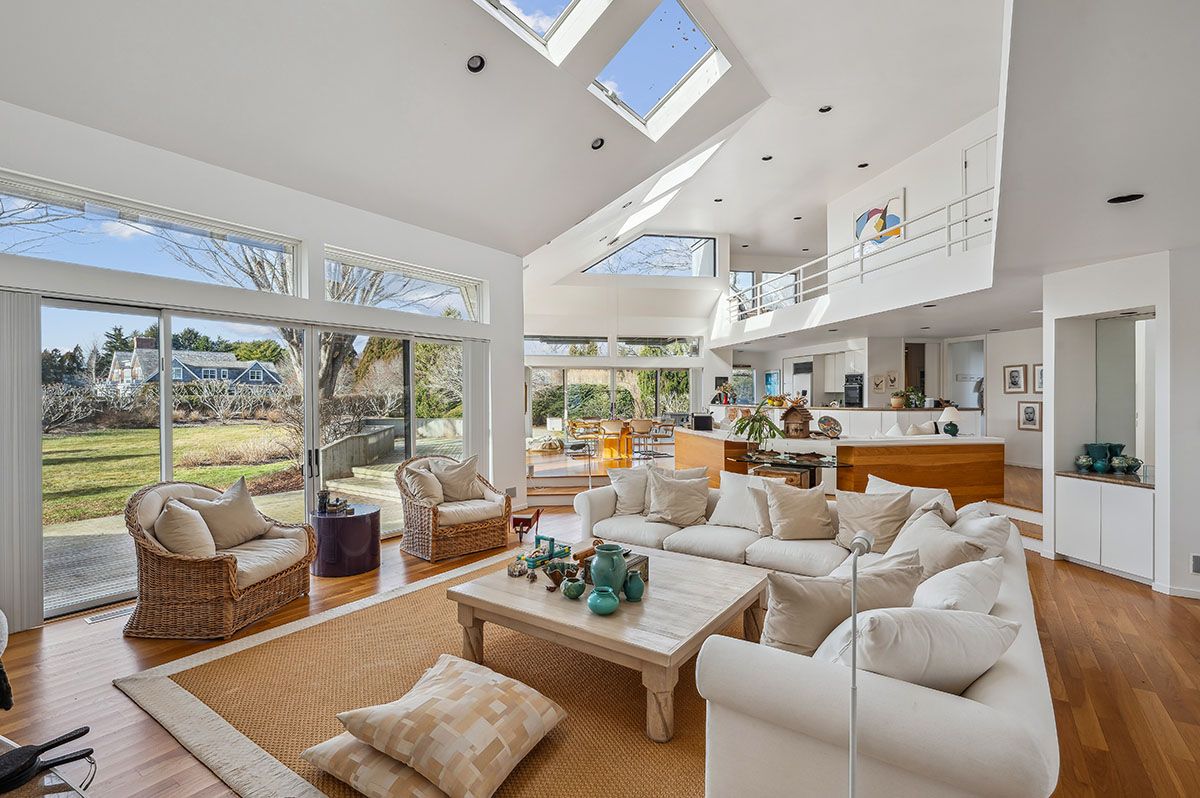 139 Old Barn Ln, Sagaponack, NY 11962 | Out East