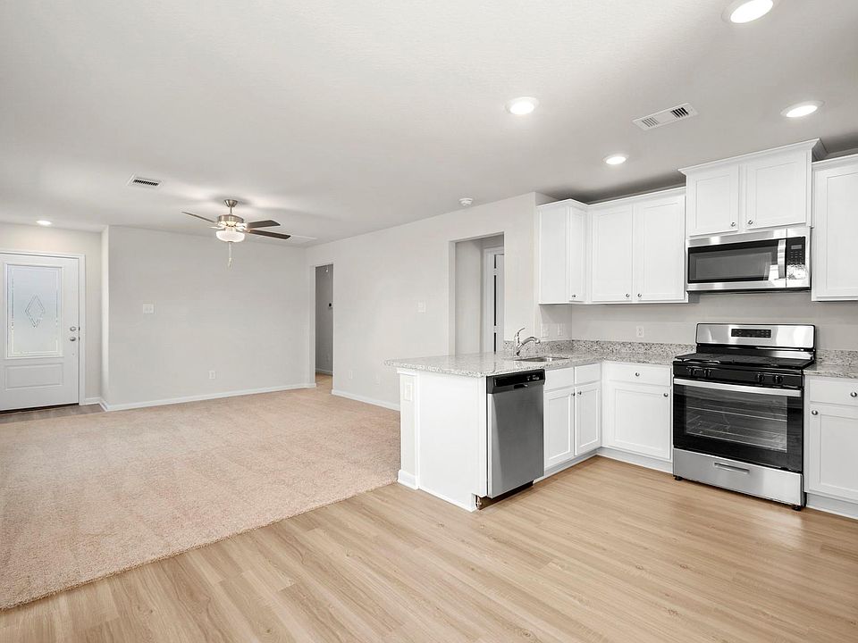 16391 Sweet Grove Dr, Conroe, TX 77303 | Zillow