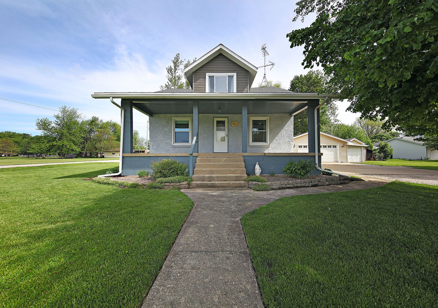 620 Front St, Verona, IL 60479 | Zillow