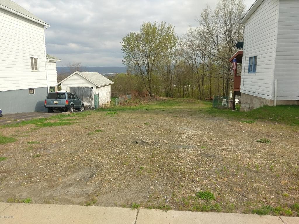 22 Evans St, Pringle, PA 18704 | Zillow