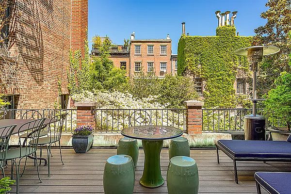 27 Perry St, New York, NY 10014 | Zillow