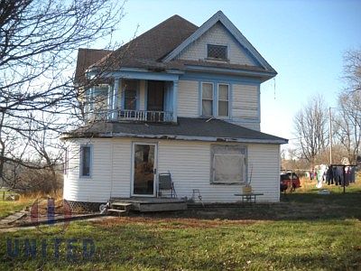 305 Main St, Pierson, IA 51048 | Zillow