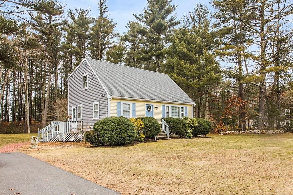 48 Great Meadow Dr, Carver, MA 02330 | Zillow