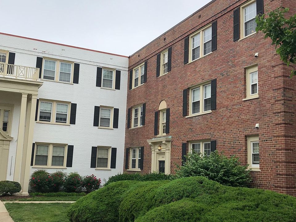 2009 37th St SE APT 301, Washington, DC 20020 | Zillow