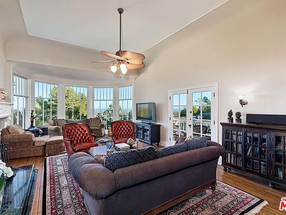 2191 Ponet Dr, Los Angeles, CA 90068 | MLS #22-177493 | Zillow