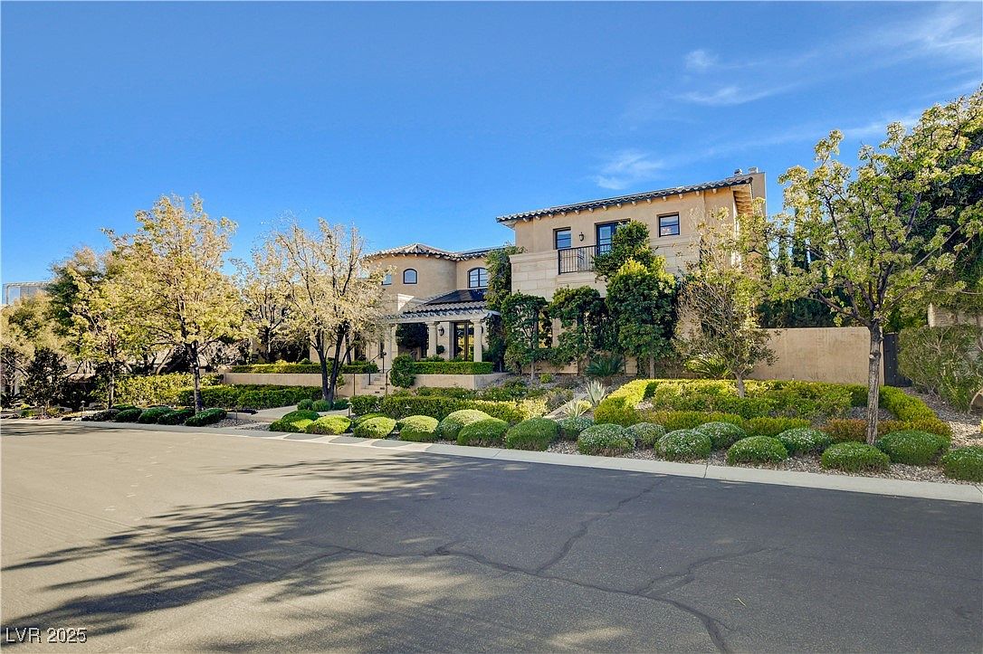 11 Sable Ridge Ct, Las Vegas, NV 89135 | Zillow