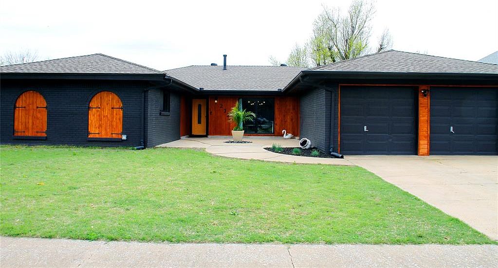 232 S Ranchwood Manor Dr, Oklahoma City, OK 73139 | MLS #1168469 | Zillow