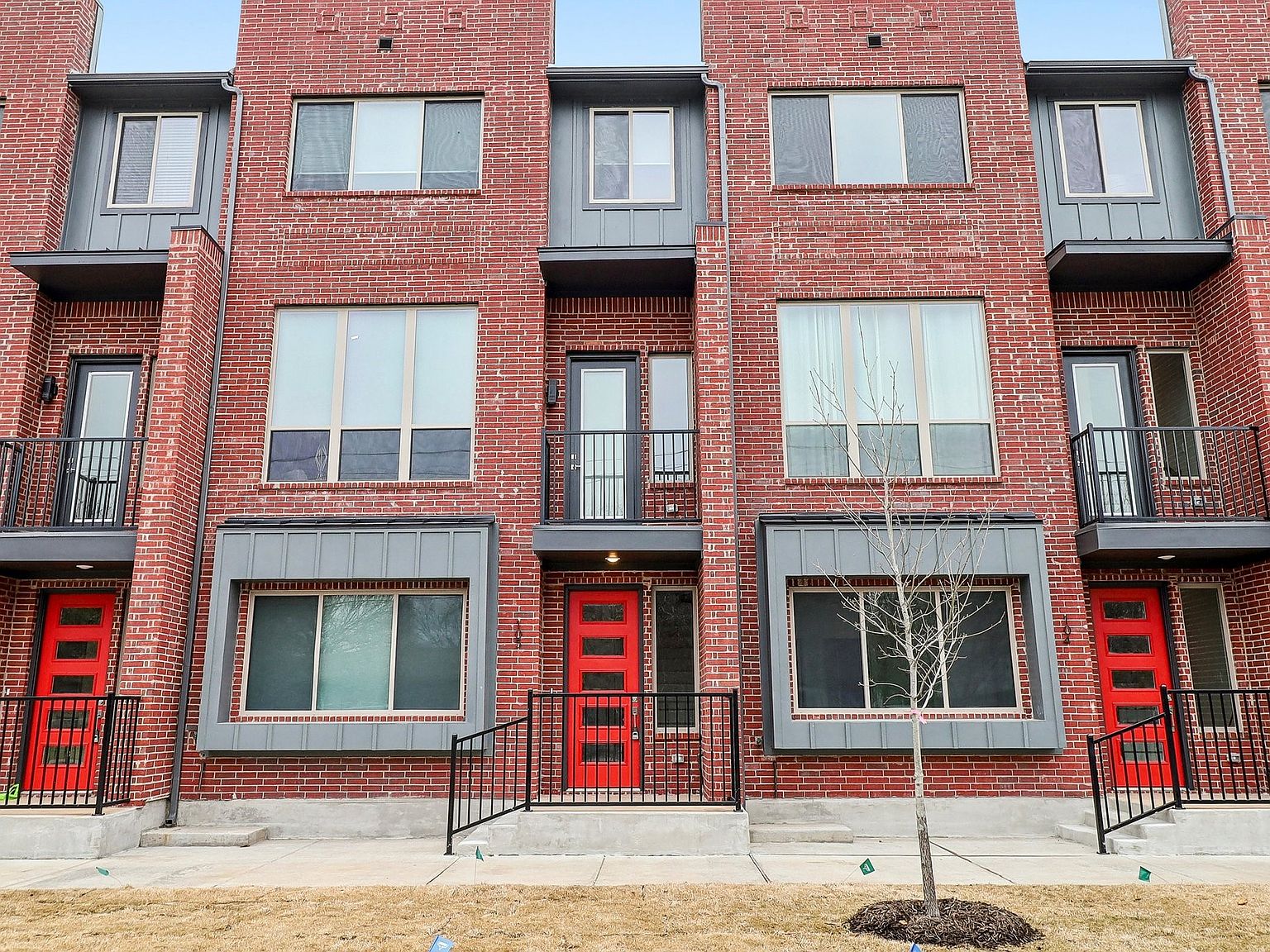 13351 Goodland St #203, Farmers Branch, TX 75234 | MLS #20786576 | Zillow