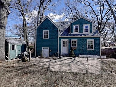 41 Riverside Dr, Riverside, RI 02915 | Zillow