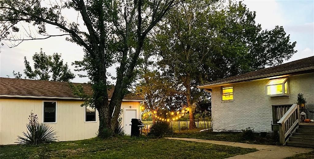 2064 Highway 31, Fulton, KS 66738 | Zillow