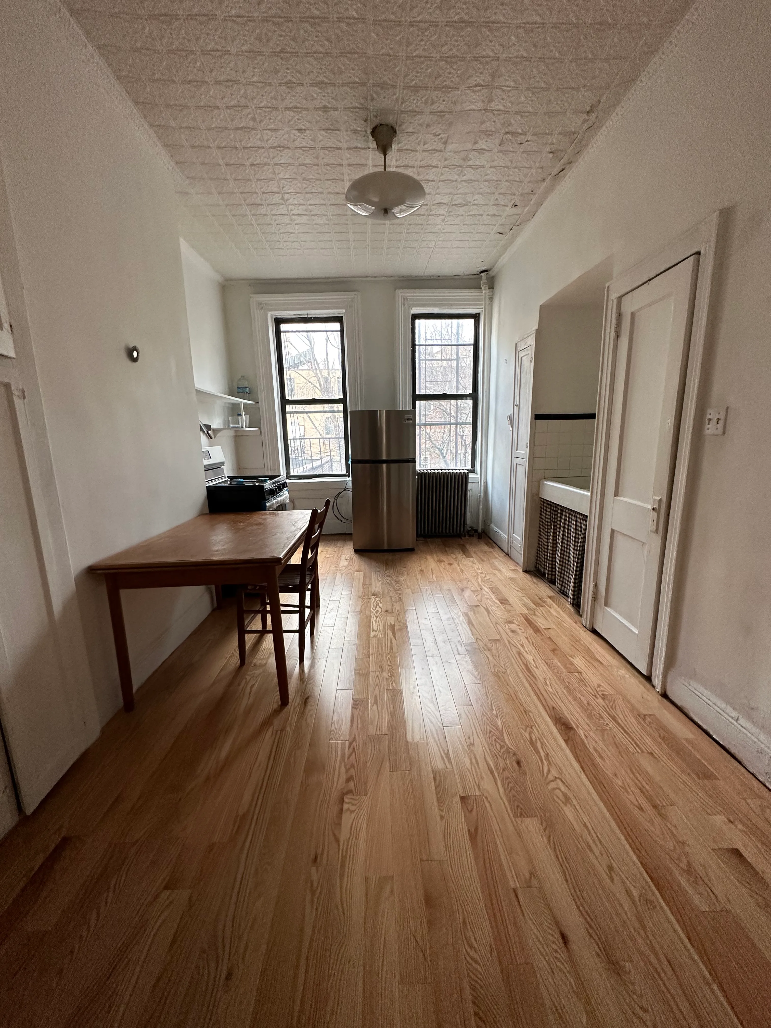 97 Montrose Avenue #4 in Williamsburg, Brooklyn | StreetEasy