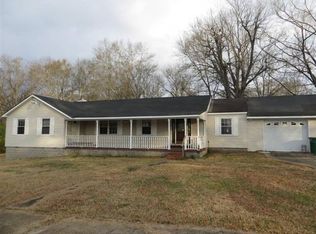 105 N Mobile St, Linden, AL 36748 | MLS #160655 | Zillow