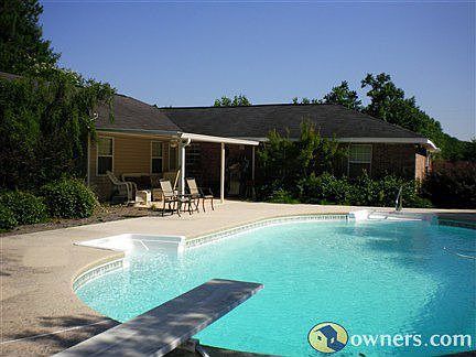 135 Brandon St, Baxley, GA 31513 | Zillow