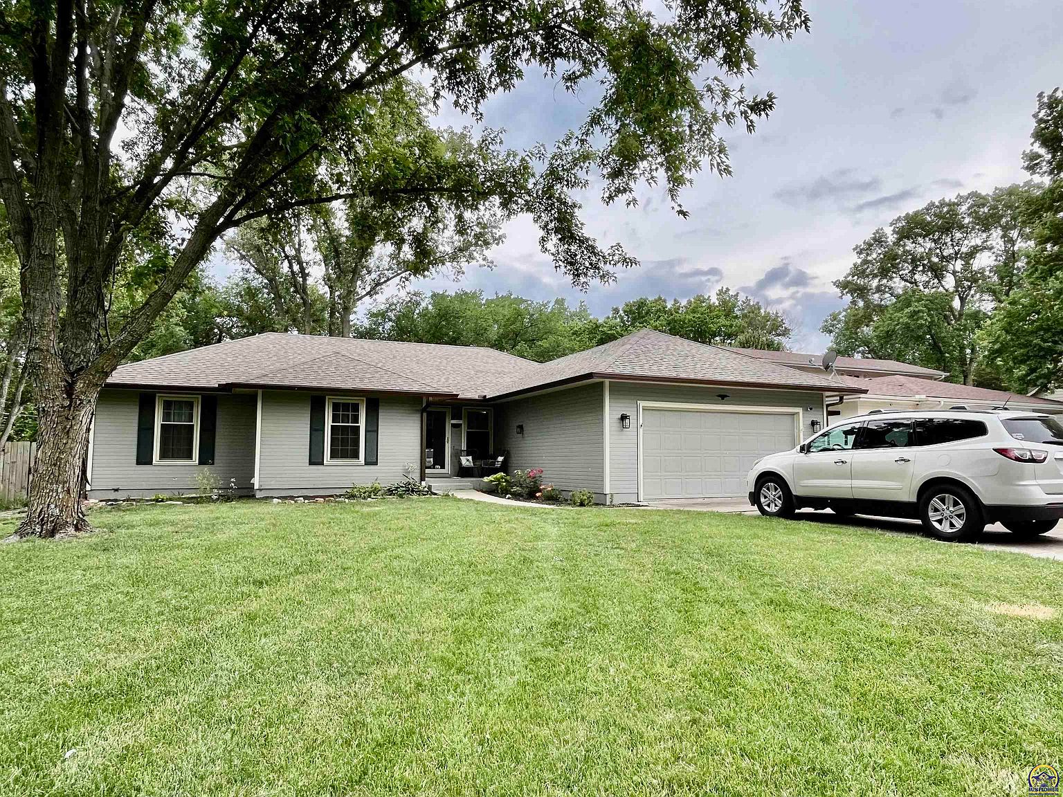 6605 SW Wentley Ln, Topeka, KS 66614 | Zillow