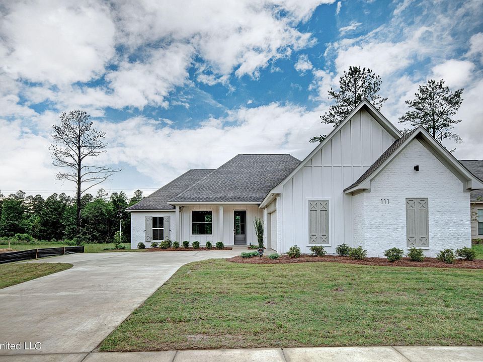 111 Lake Crest Dr, Madison, MS 39110 | Zillow