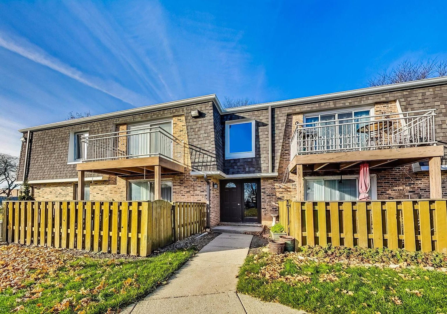 4704 Euclid Ave APT 2A, Rolling Meadows, IL 60008 | Zillow