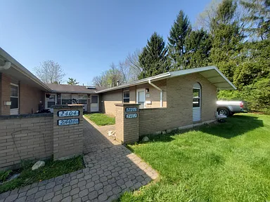 2402 Red Coach Dr Springfield OH | Zillow