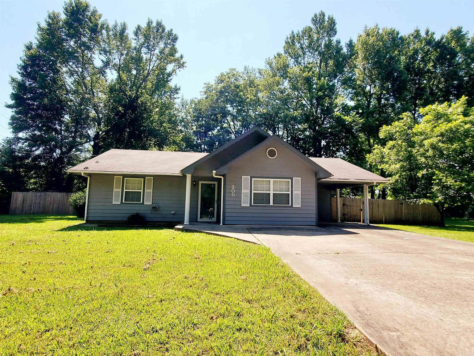 205 Cherry St, Mena, AR 71953 | MLS #24021250 | Zillow