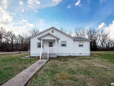 300 N Meadow St, Royalton, IL 62983 | Zillow
