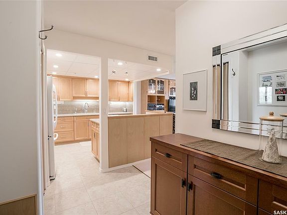 1622 Acadia Dr #405, Saskatoon, SK S7H 5H7 | Zillow