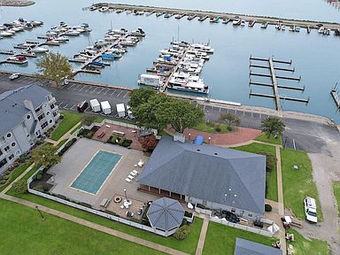 104 Clinton Reef Dr, Port Clinton, OH 43452 | Zillow