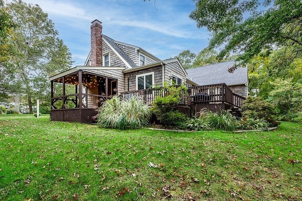 180 School St, Barnstable, MA 02630 | Zillow