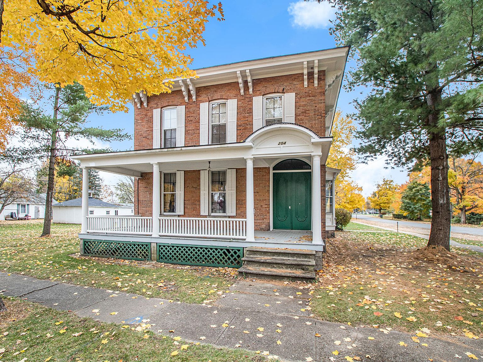 204 E Burr Oak St, Centreville, MI 49032 | Zillow