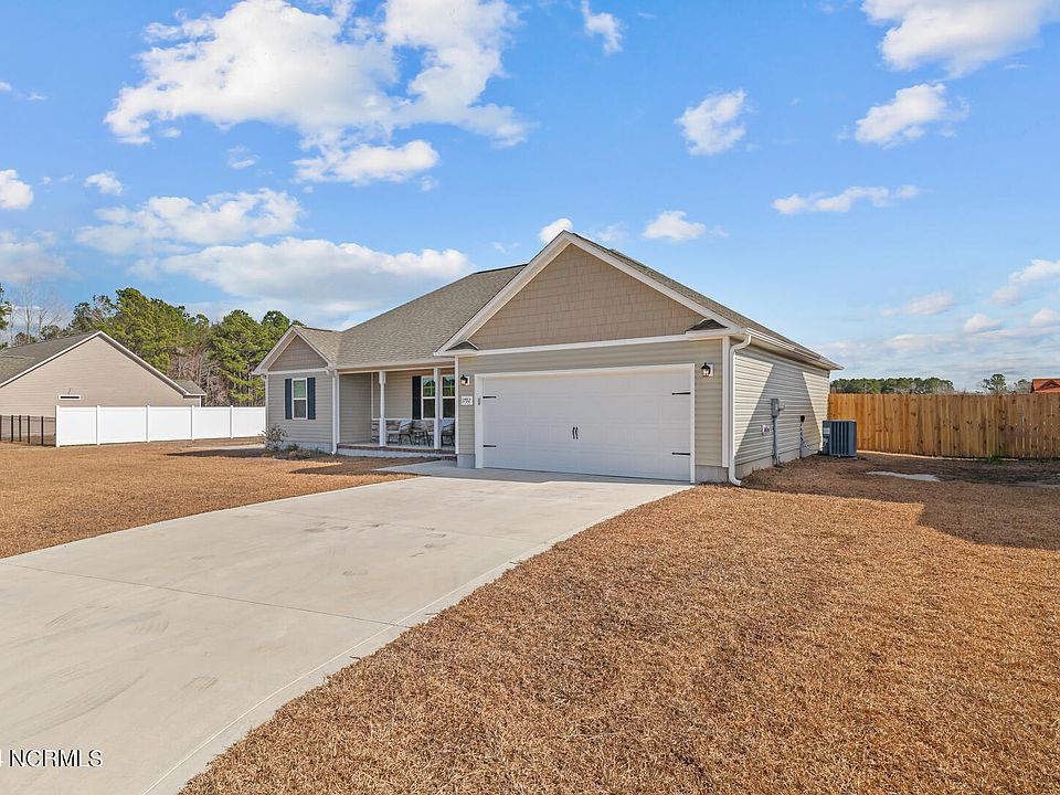 1792 Riggs Road, Maysville, NC 28555 | Zillow