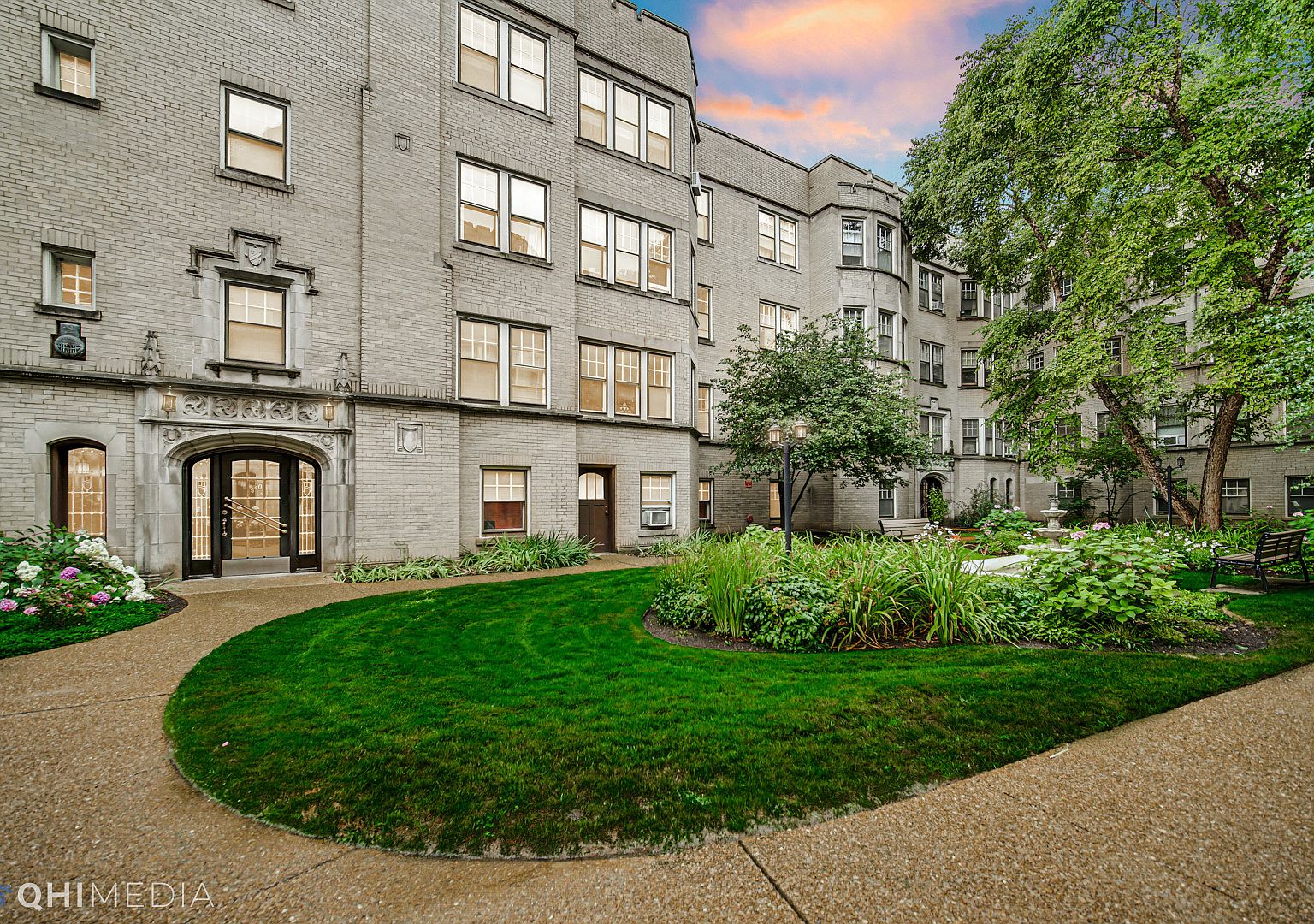 650 Hinman Ave APT 2B, Evanston, IL 60202 | MLS #11893361 | Zillow