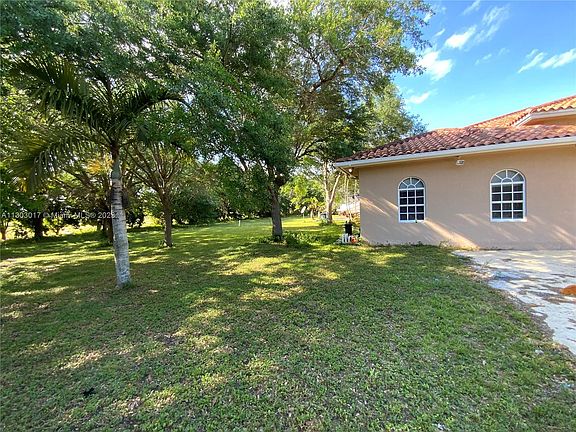 17920 SW 154th St, Miami, FL 33187 | MLS #A11303017 | Zillow