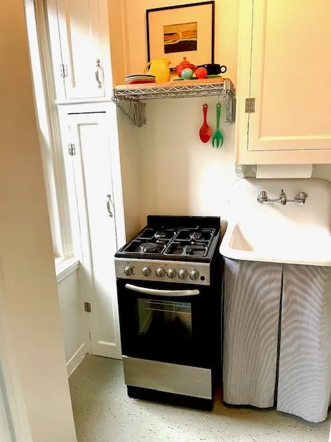 2 Horatio Street #4B in West Village, Manhattan | StreetEasy