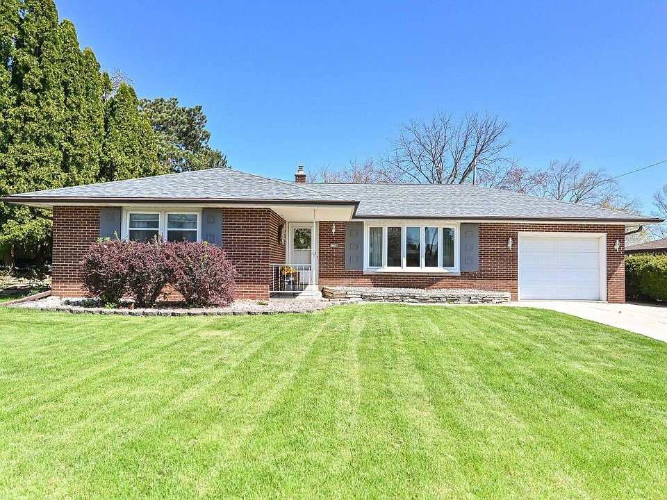 1730 Walnut STREET, South Milwaukee, WI 53172 | Zillow