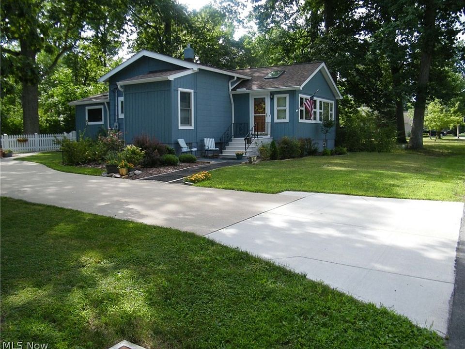 233 S Point Dr, Avon Lake, OH 44012 | Zillow