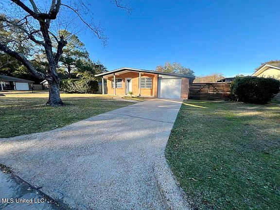 4211 Edna Ave, Pascagoula, MS 39581 | Zillow