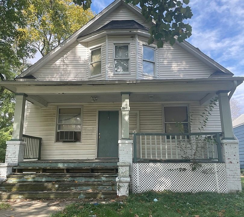 1526 E William St, Decatur, IL 62521 | MLS #11914460 | Zillow
