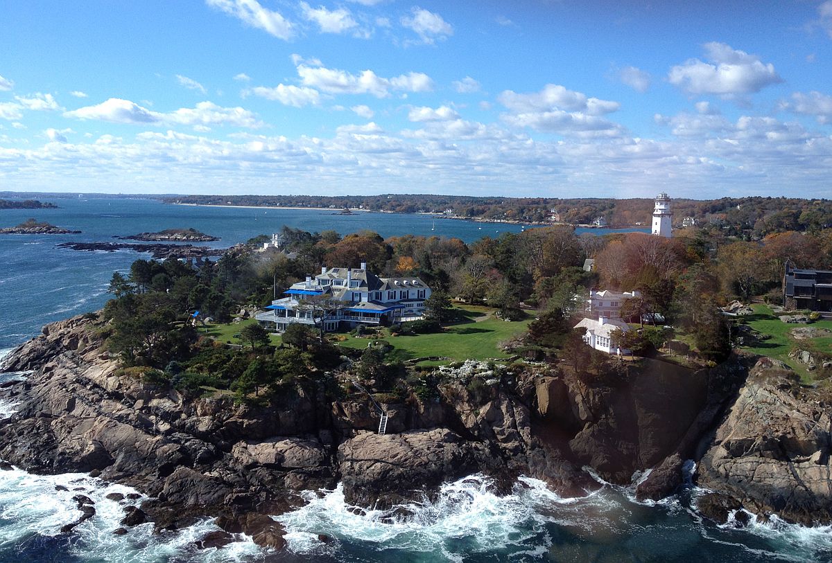 19 Smiths Point Rd, Manchester, MA 01944 | Zillow