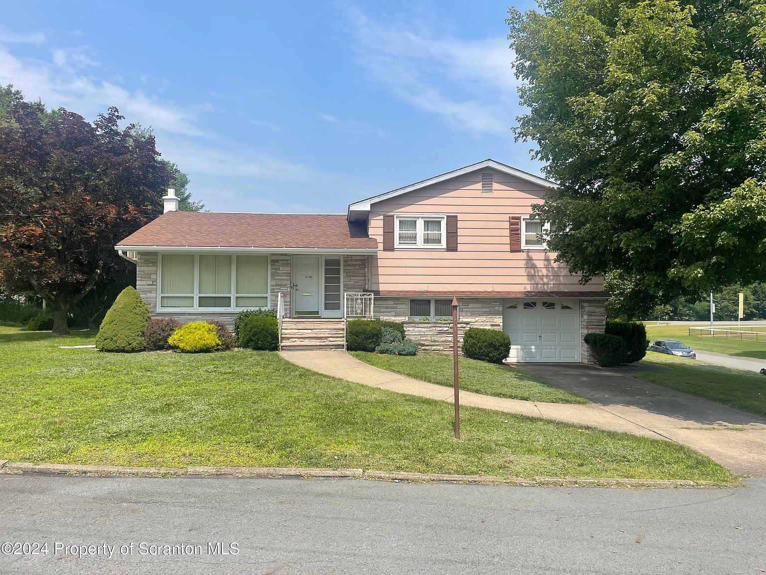 10 Lord Ave, Simpson, PA 18407 | Zillow