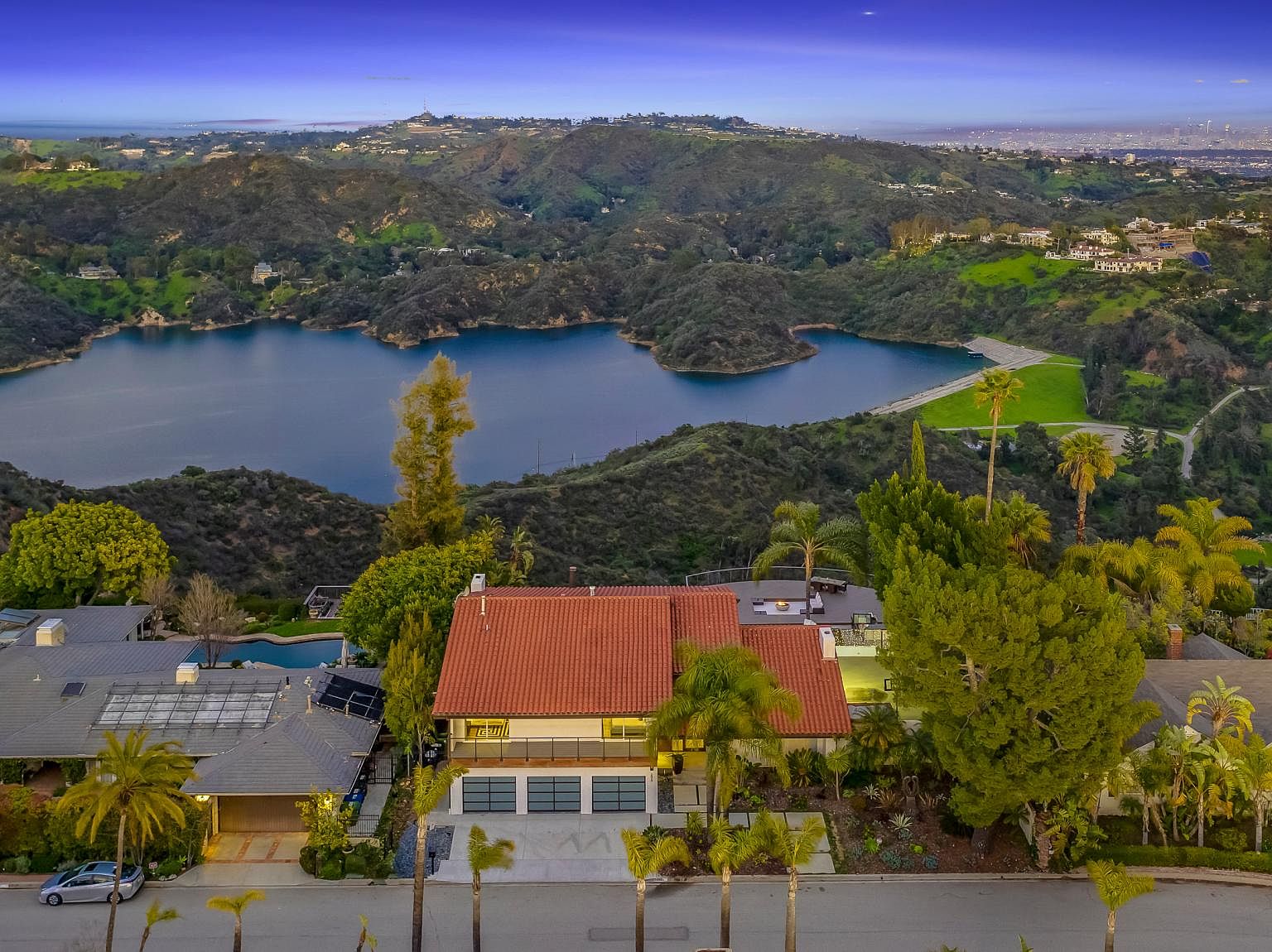 2028 Stradella Rd, Los Angeles, CA 90077 | Zillow