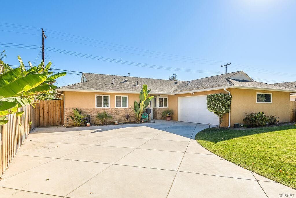 946 Eston St, Camarillo, CA 93010 | Zillow