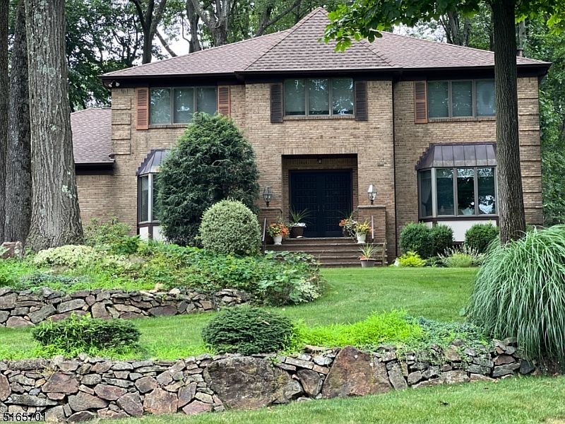 17 Trowbridge Dr, Randolph, NJ 07869 | Zillow