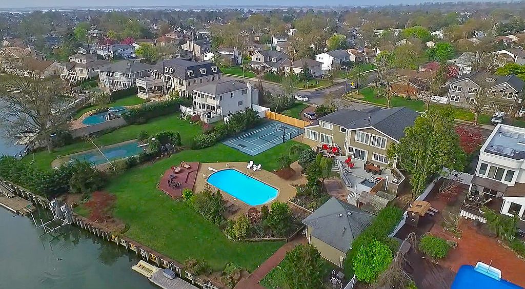 2825 Shore Dr, Merrick, NY 11566 | Zillow