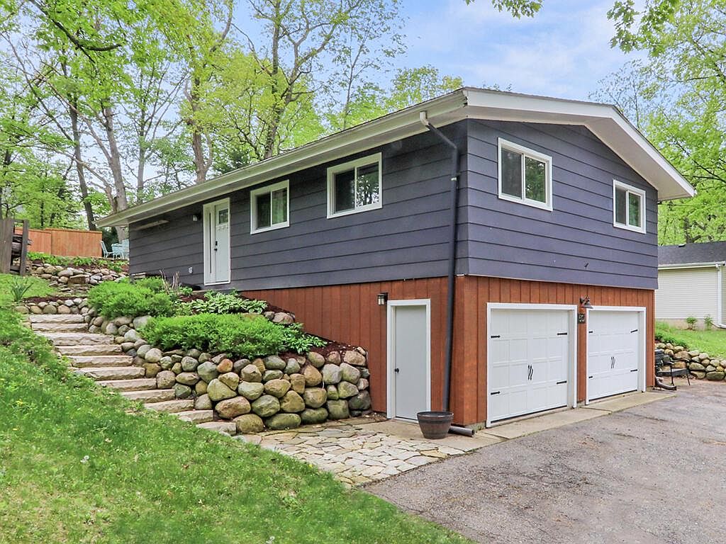 507 Mesita Rd, Fontana, WI 53125 | Zillow