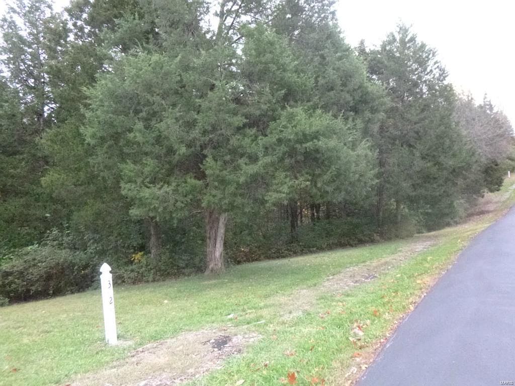 2174 Meadow Forest Dr, Pacific, MO 63069 | MLS #24007627 | Zillow