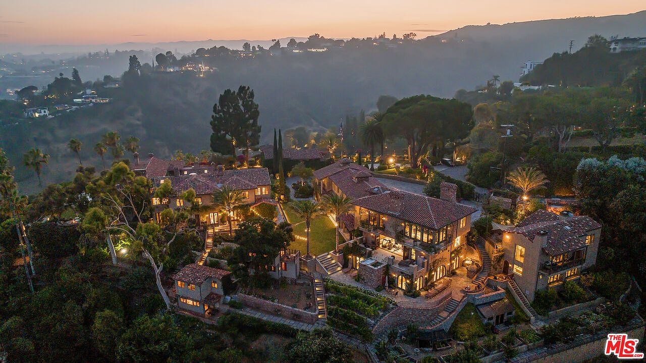 1499 Blueridge Dr, Beverly Hills, CA 90210 | MLS #24-369077 | Zillow