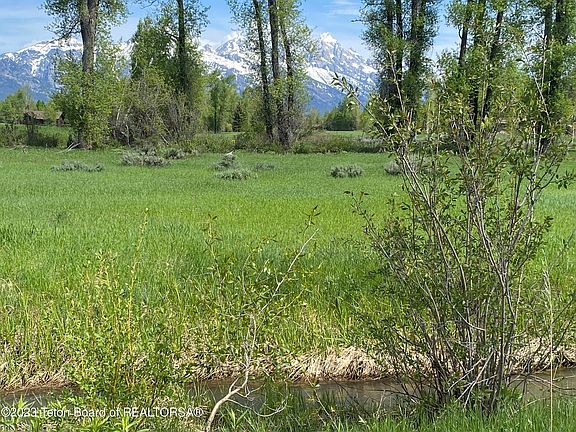 6045 N Spring Gulch Rd, Jackson, WY 83001 | MLS #23-1022 | Zillow