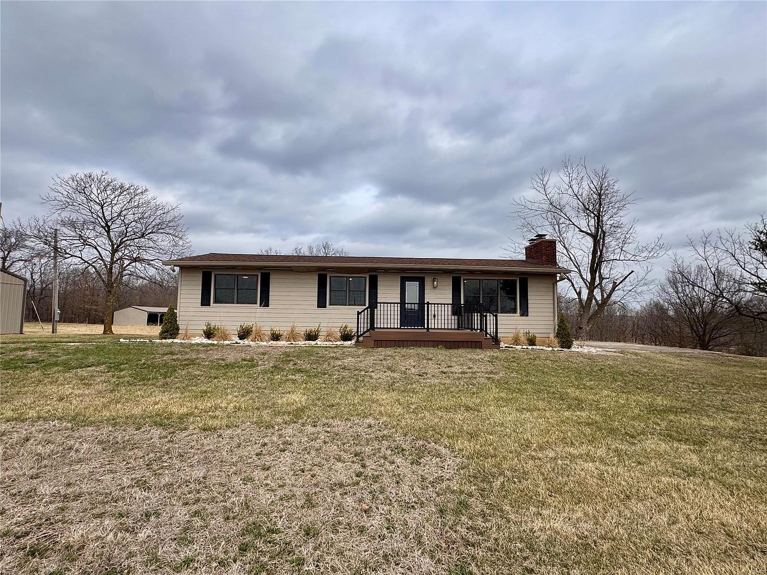 34688 State Highway D, Santa Fe, MO 65282 | Zillow