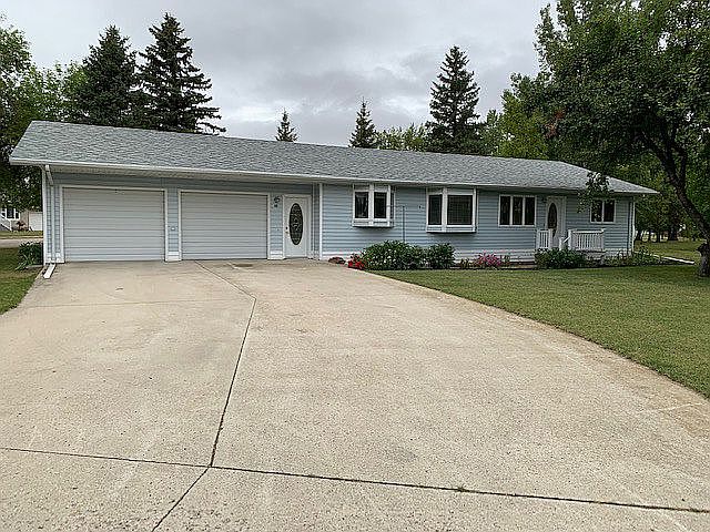 501 9th Ave NE, Rolla, ND 58367 | Zillow